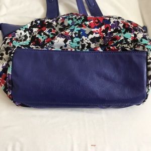 Elle | Bags | Elle Purple Trim W Floral Design Shoulder Strap Purse ...